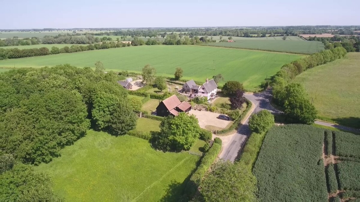 Luxury Self–Catering and B&B, Suffolk | Corner Farm Holidays